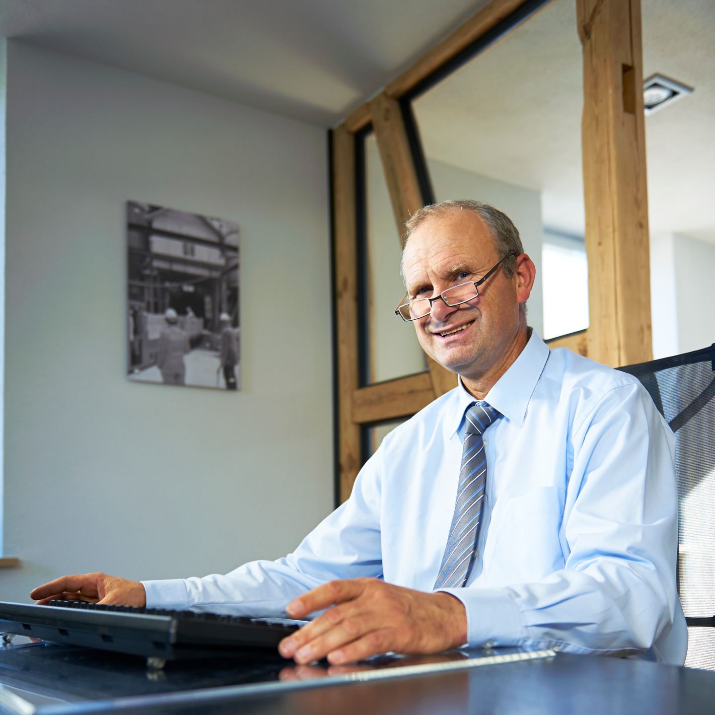 Contact - Eitzen GmbH